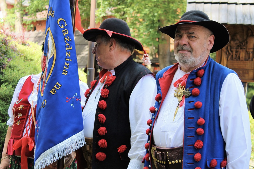 Think Ethnic | An Introduction to Poles in the UK